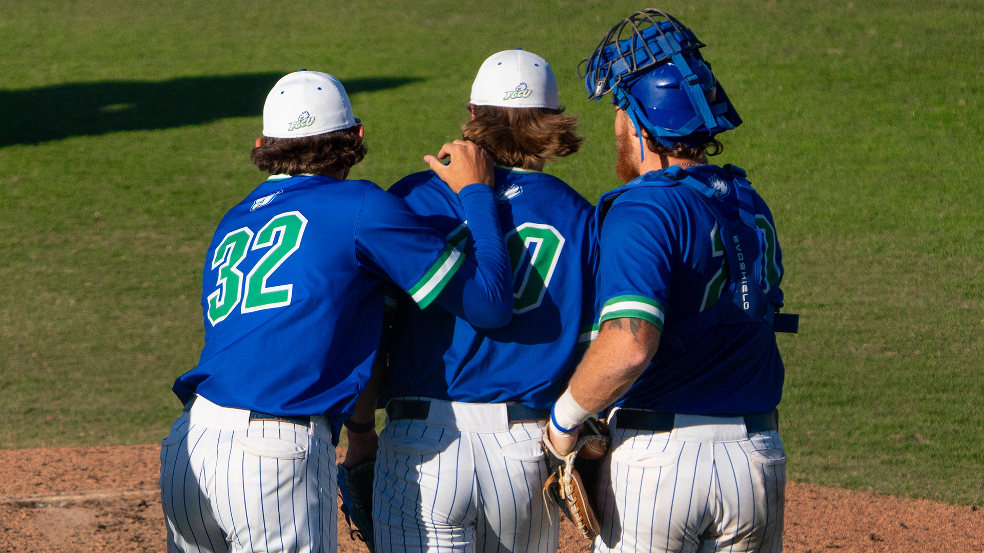 Eagles have a grand Saturday, top Wildcats - FGCU Athletics