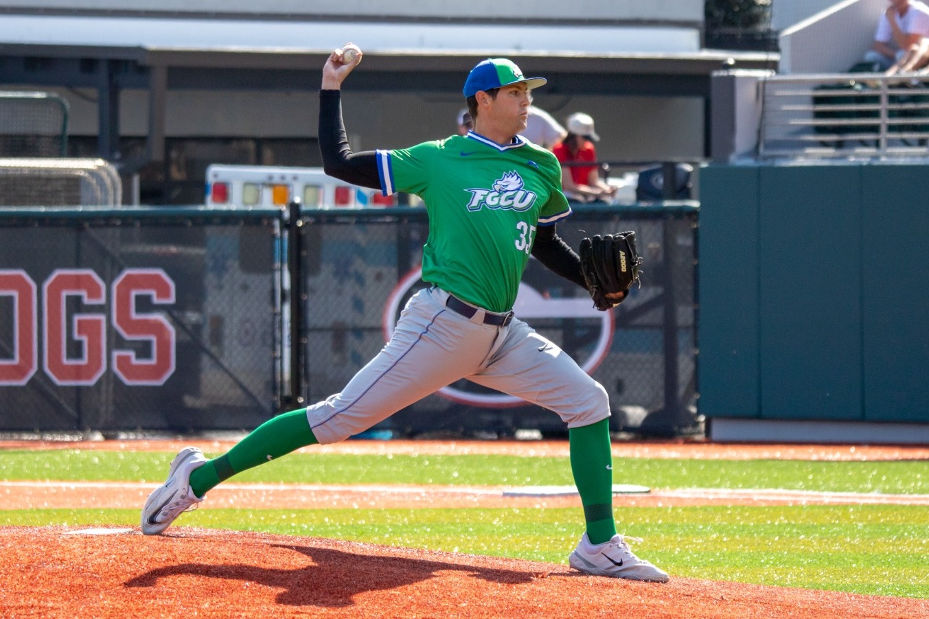 Baseball releases majority of 2025 schedule - FGCU Athletics