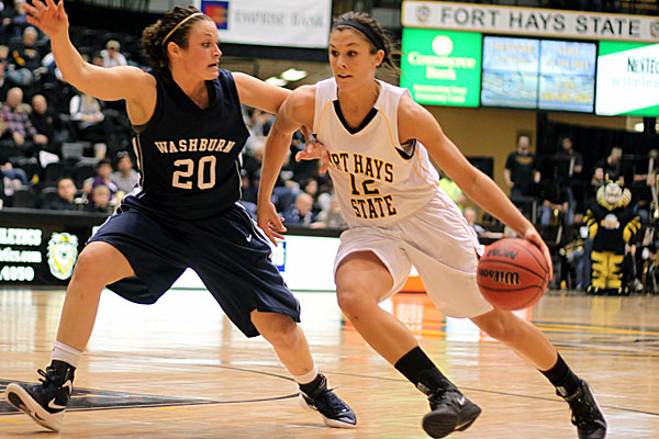 Katelyn Edwards - Women's Basketball - FHSU Athletics