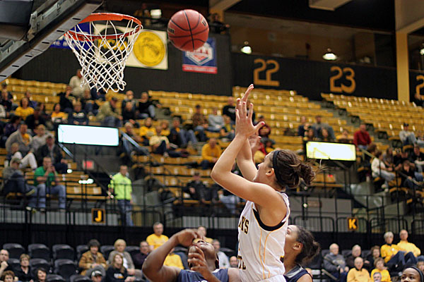 Katelyn Edwards - Women's Basketball - FHSU Athletics