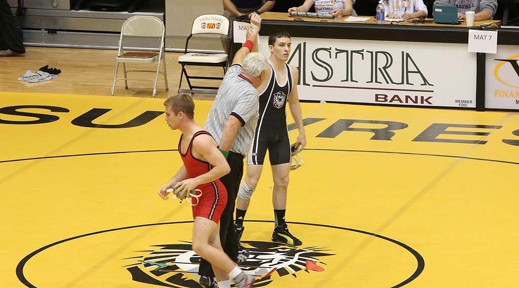 Tyler Dryden - Men's Wrestling - FHSU Athletics