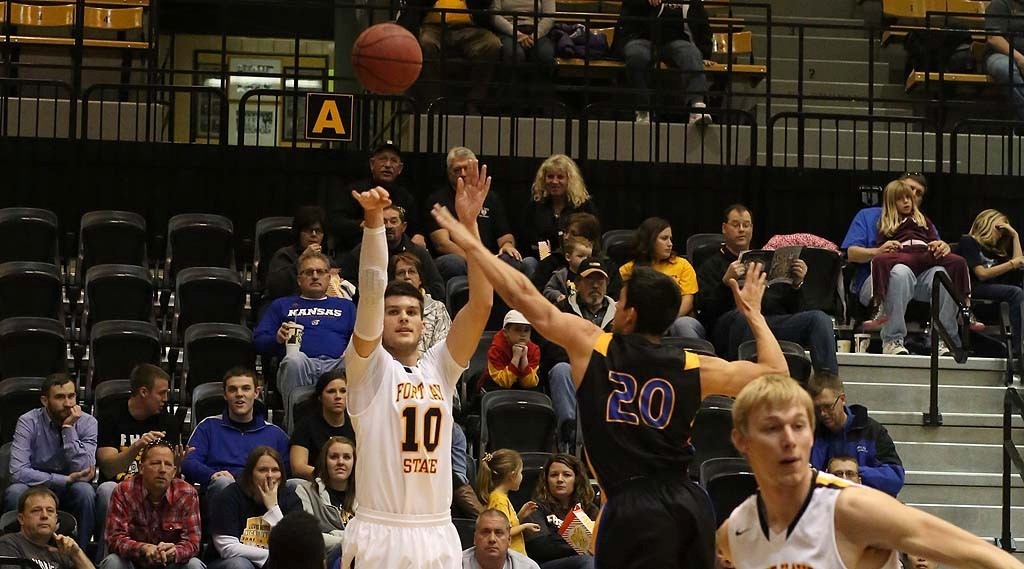 Jared Tadlock - Men's Basketball - FHSU Athletics