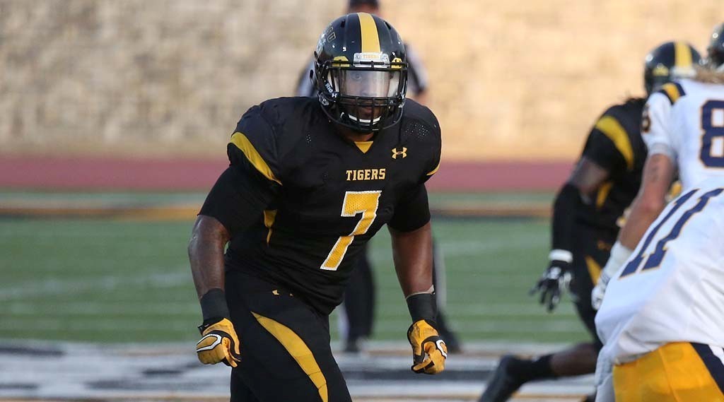 Michael Terry - Football - FHSU Athletics