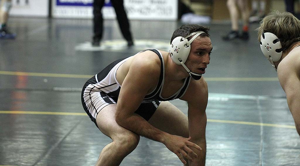 Dylan Wiesner - Men's Wrestling - FHSU Athletics