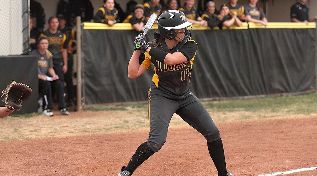 Kylie Strand - Softball - FHSU Athletics