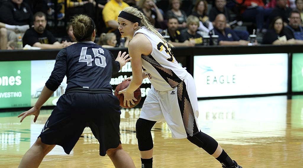 Jill Faxon - Women's Basketball - FHSU Athletics