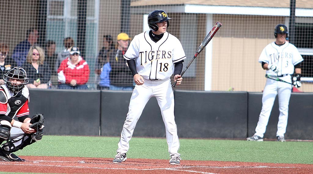 Connor Ross - Baseball - FHSU Athletics