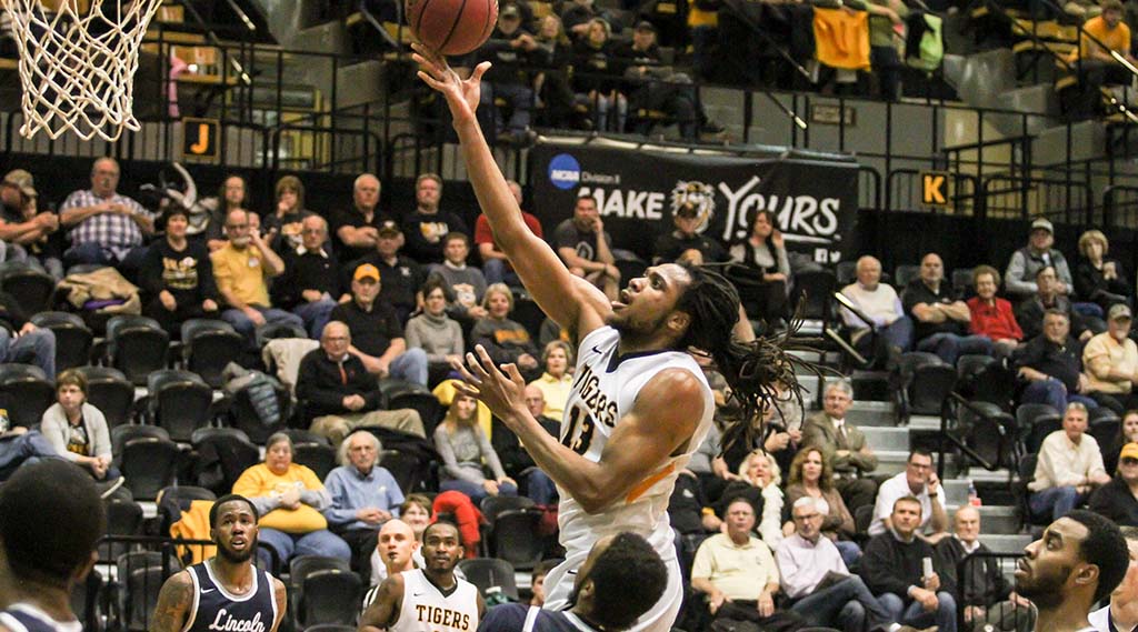 JaQuan Smith - Men's Basketball - FHSU Athletics