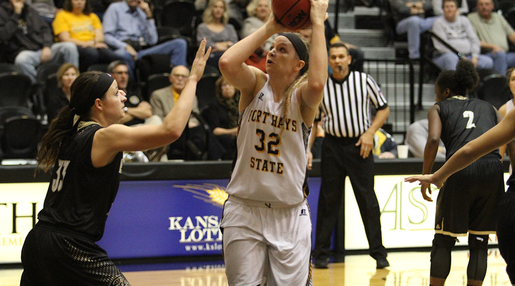 Jill Faxon - Women's Basketball - FHSU Athletics