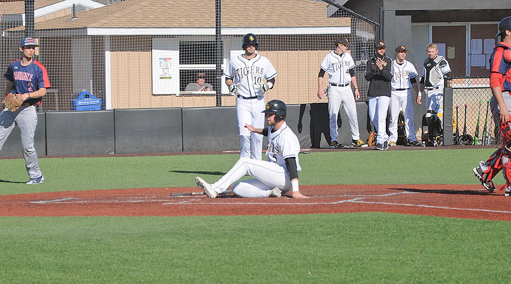 Jace Bowman - Baseball - FHSU Athletics