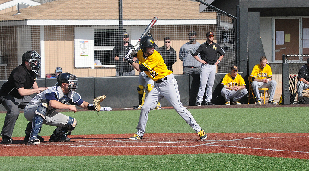 Clayton Basgall - Baseball - FHSU Athletics