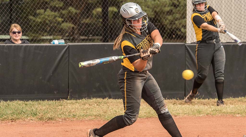 Kylie Strand - Softball - FHSU Athletics