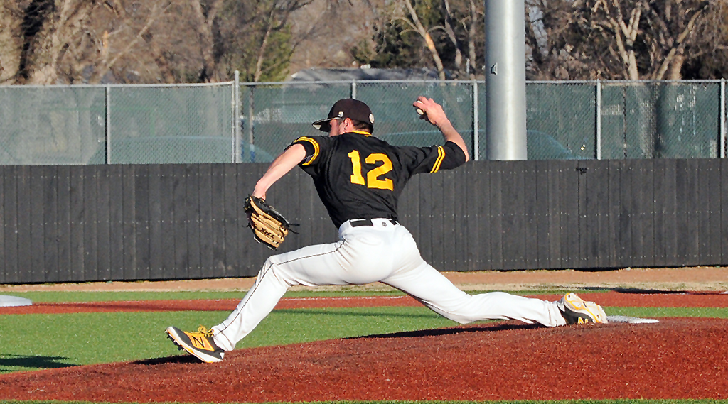 Clayton Basgall - Baseball - FHSU Athletics