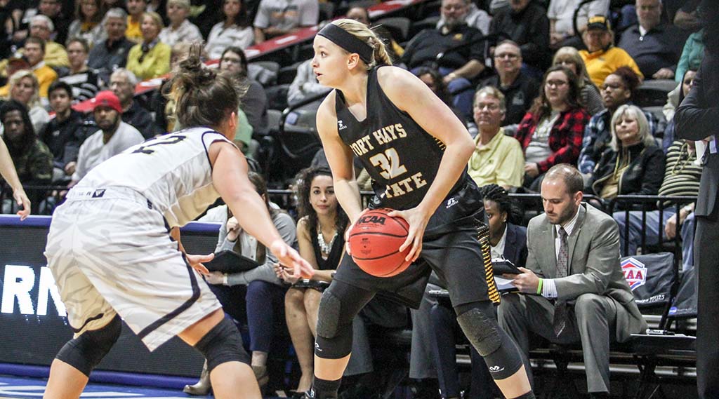 Jill Faxon - Women's Basketball - FHSU Athletics