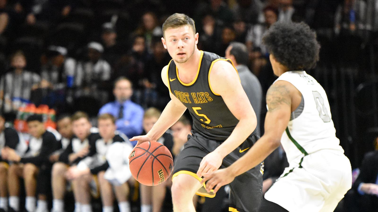 Kyler Kinnamon - Men's Basketball - FHSU Athletics