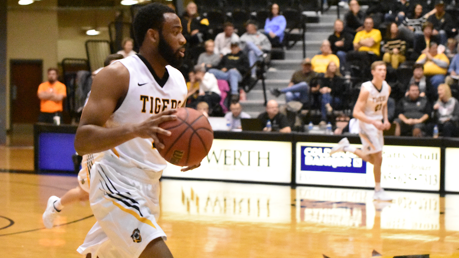Marcus Cooper - Men's Basketball - FHSU Athletics