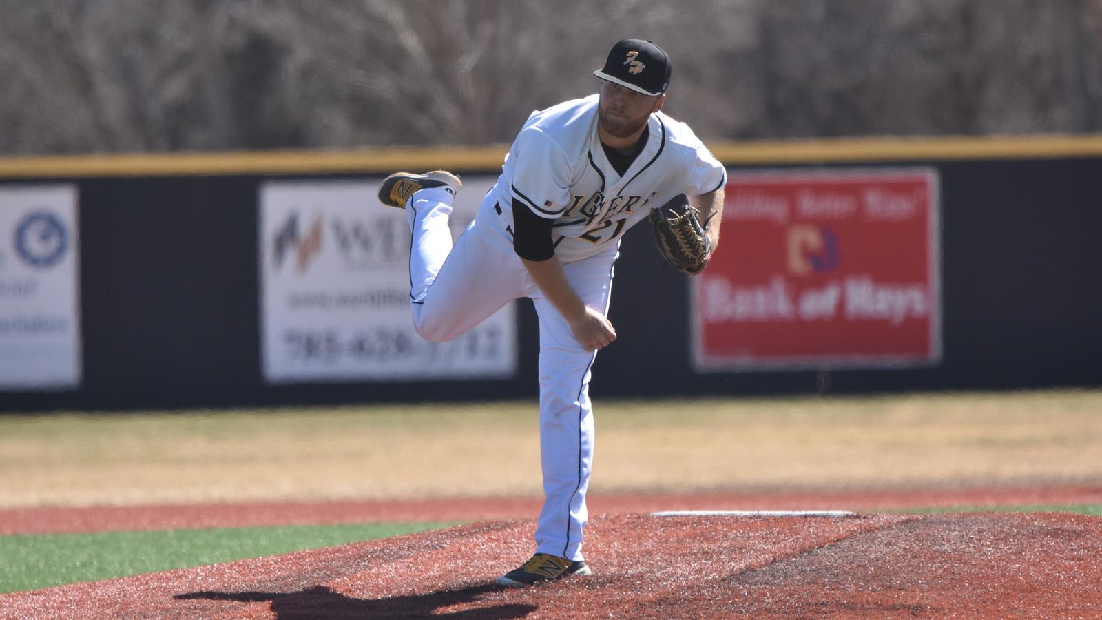 Sam Capps - Baseball - FHSU Athletics