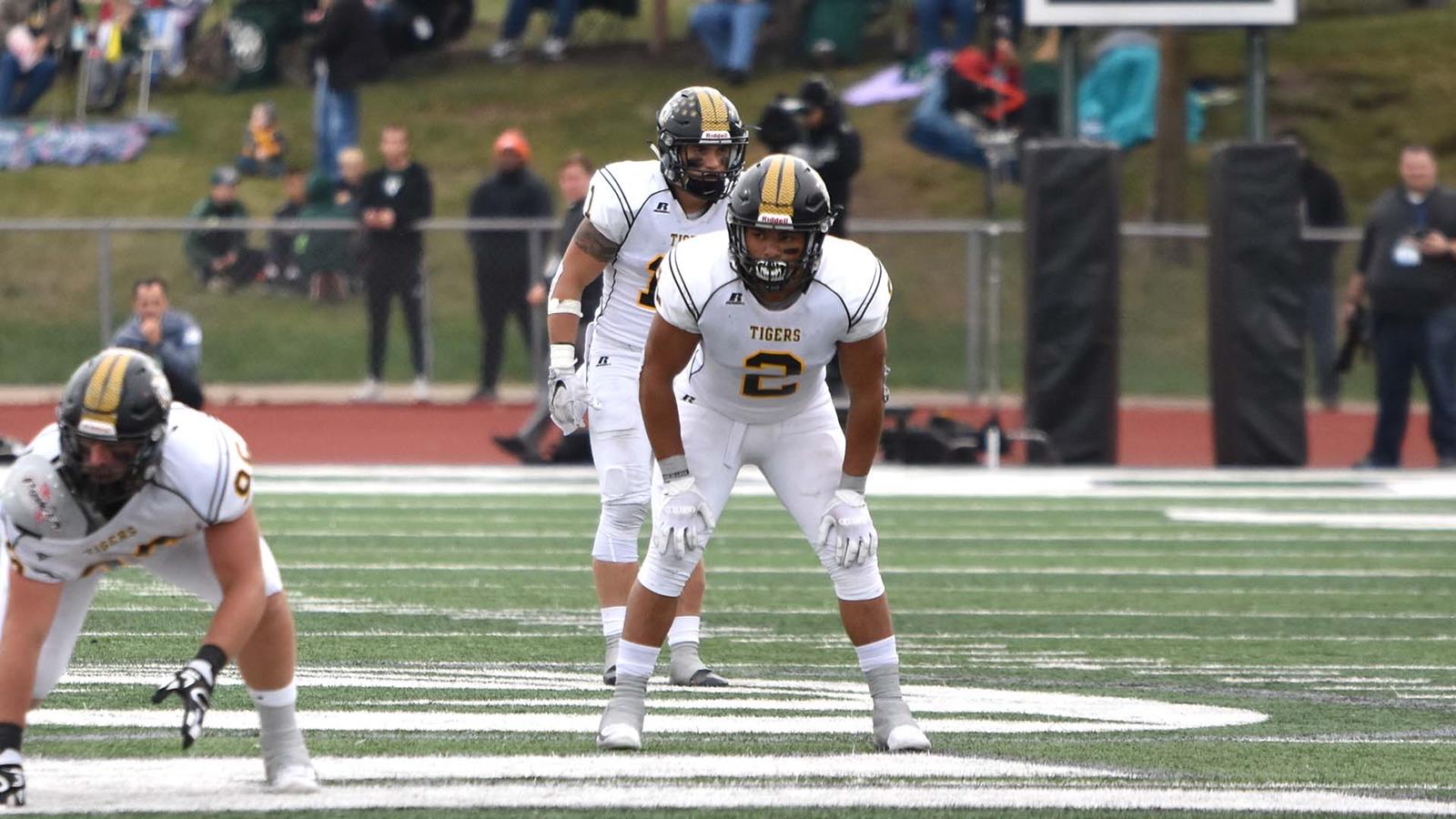 Jose Delgado - Football - FHSU Athletics