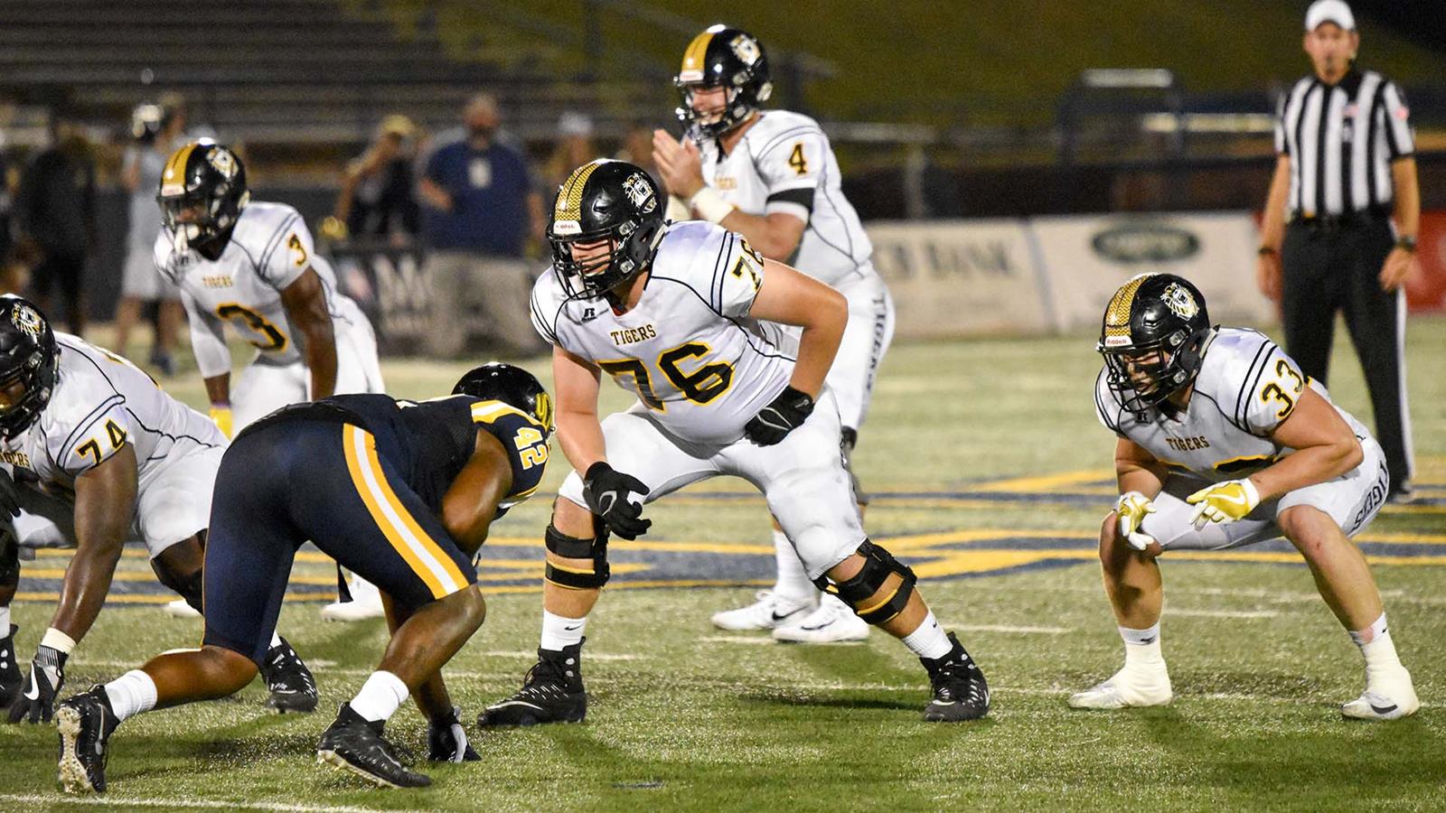 Pat Kelly - Football - FHSU Athletics