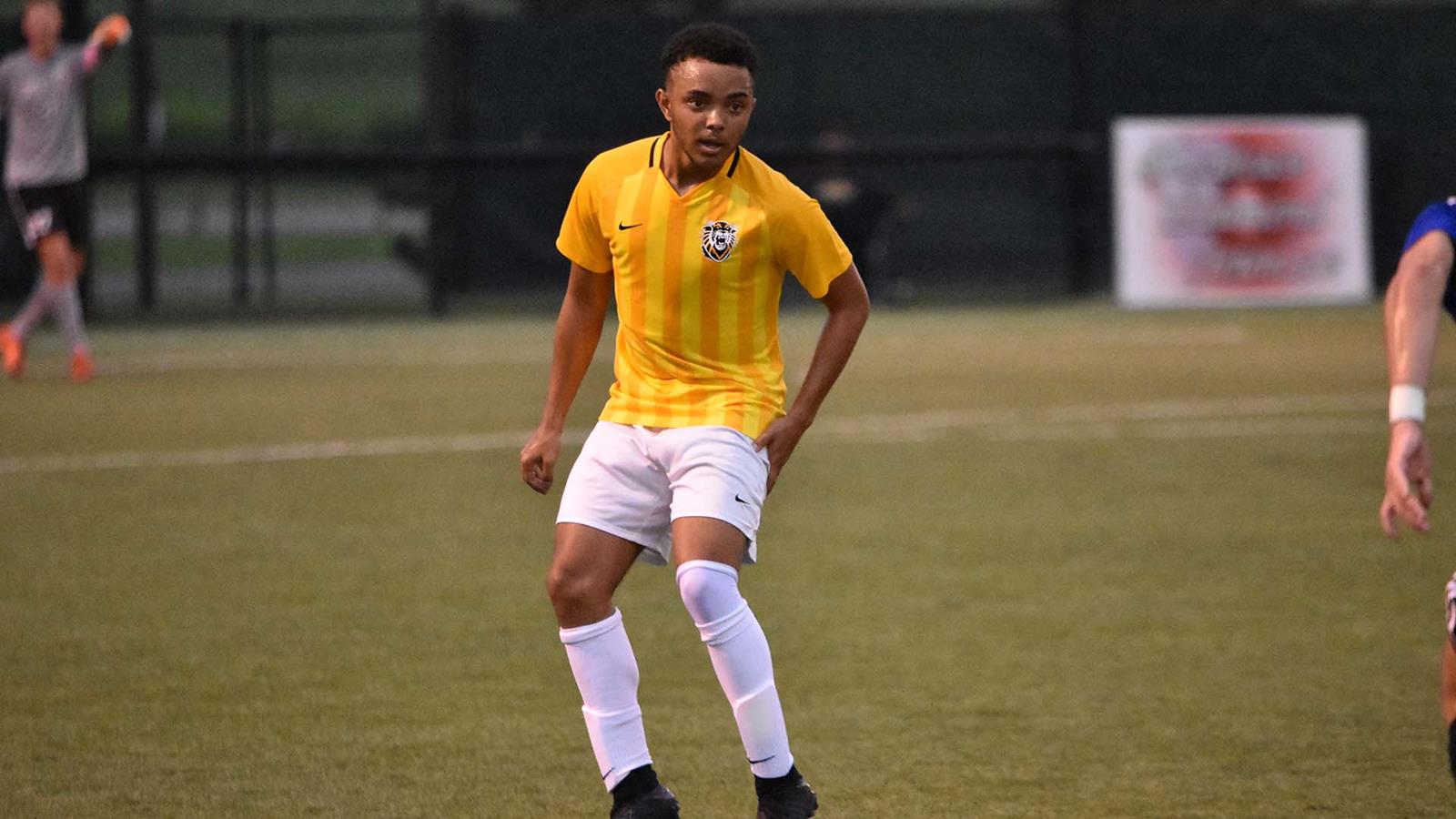 Caesar Jones - Men's Soccer - FHSU Athletics
