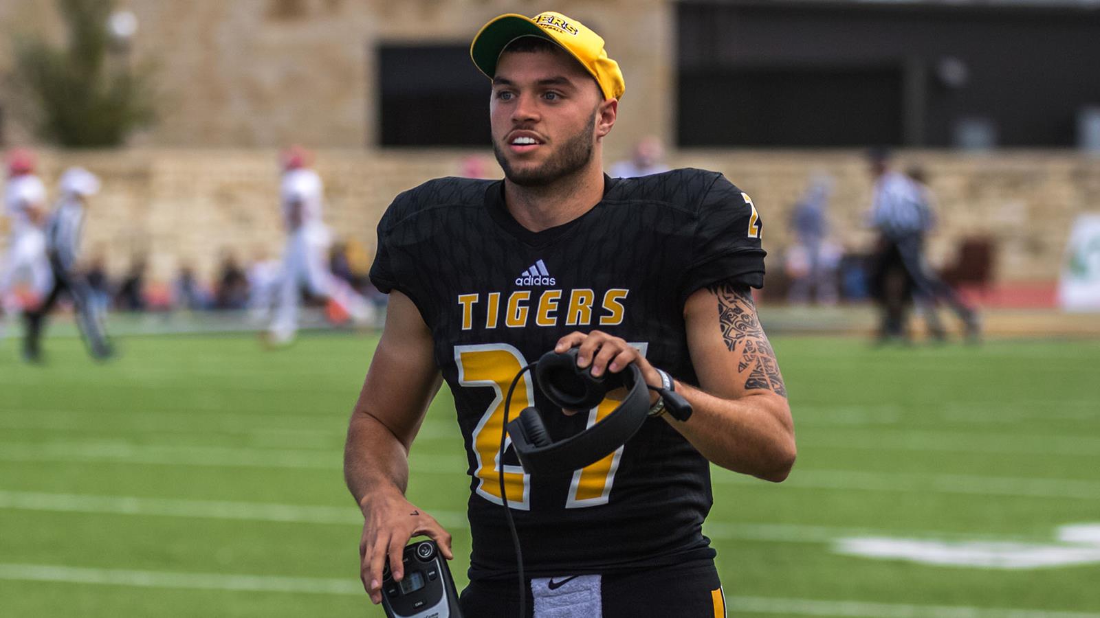 Kevin Folsom - Football - FHSU Athletics