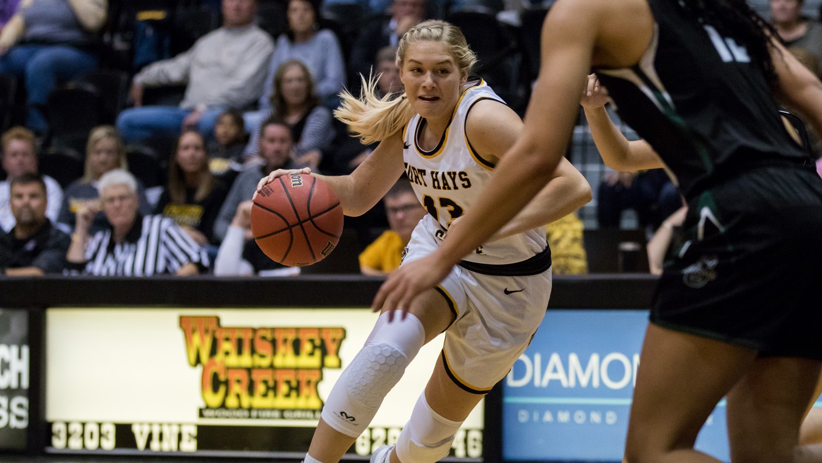 Hailey Walker - Women's Basketball - FHSU Athletics