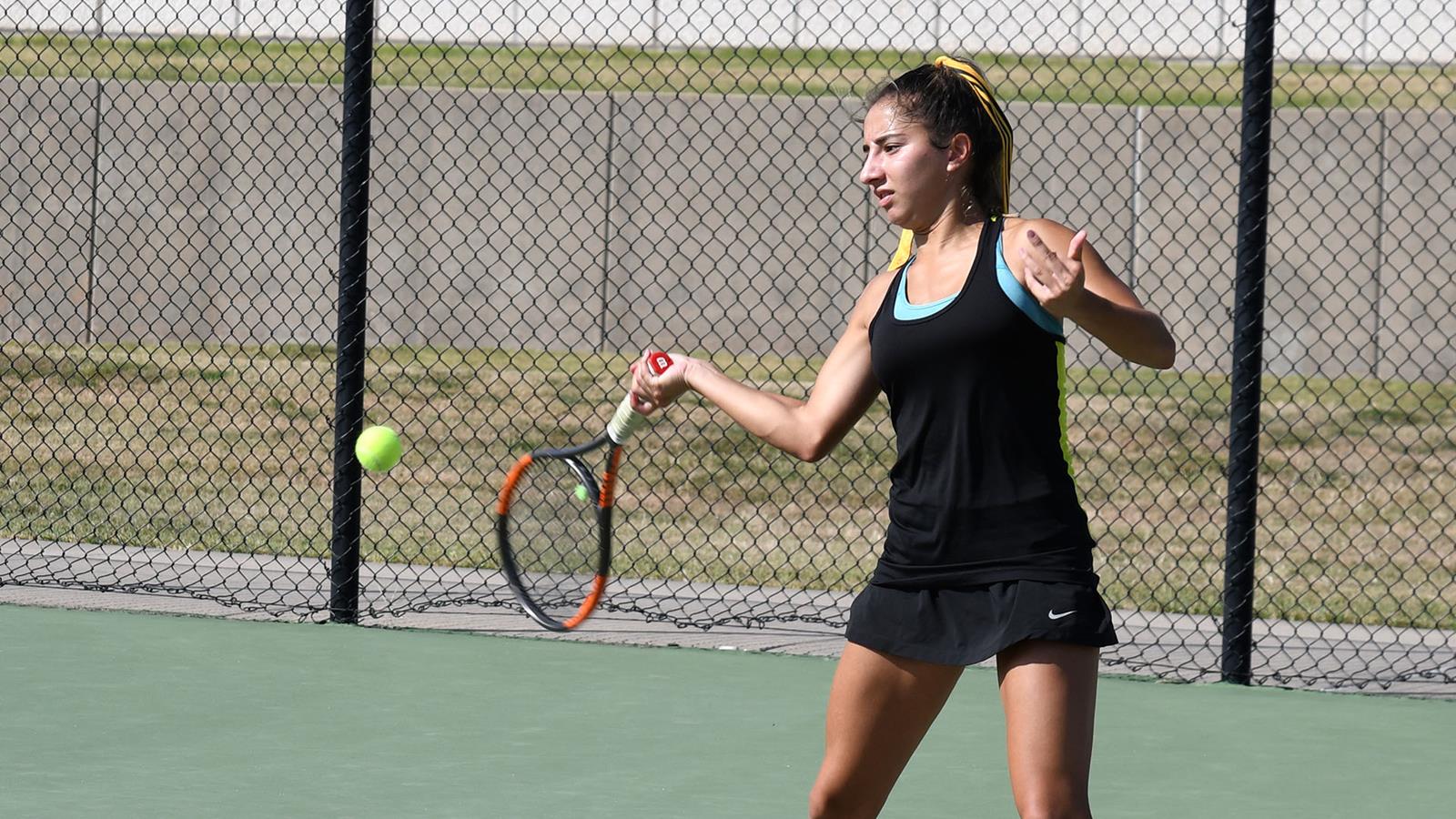 Maria Paz Diaz - Women's Tennis - FHSU Athletics