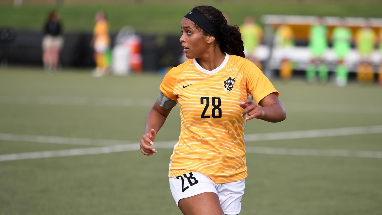 Zariah Smith - Women's Soccer - FHSU Athletics