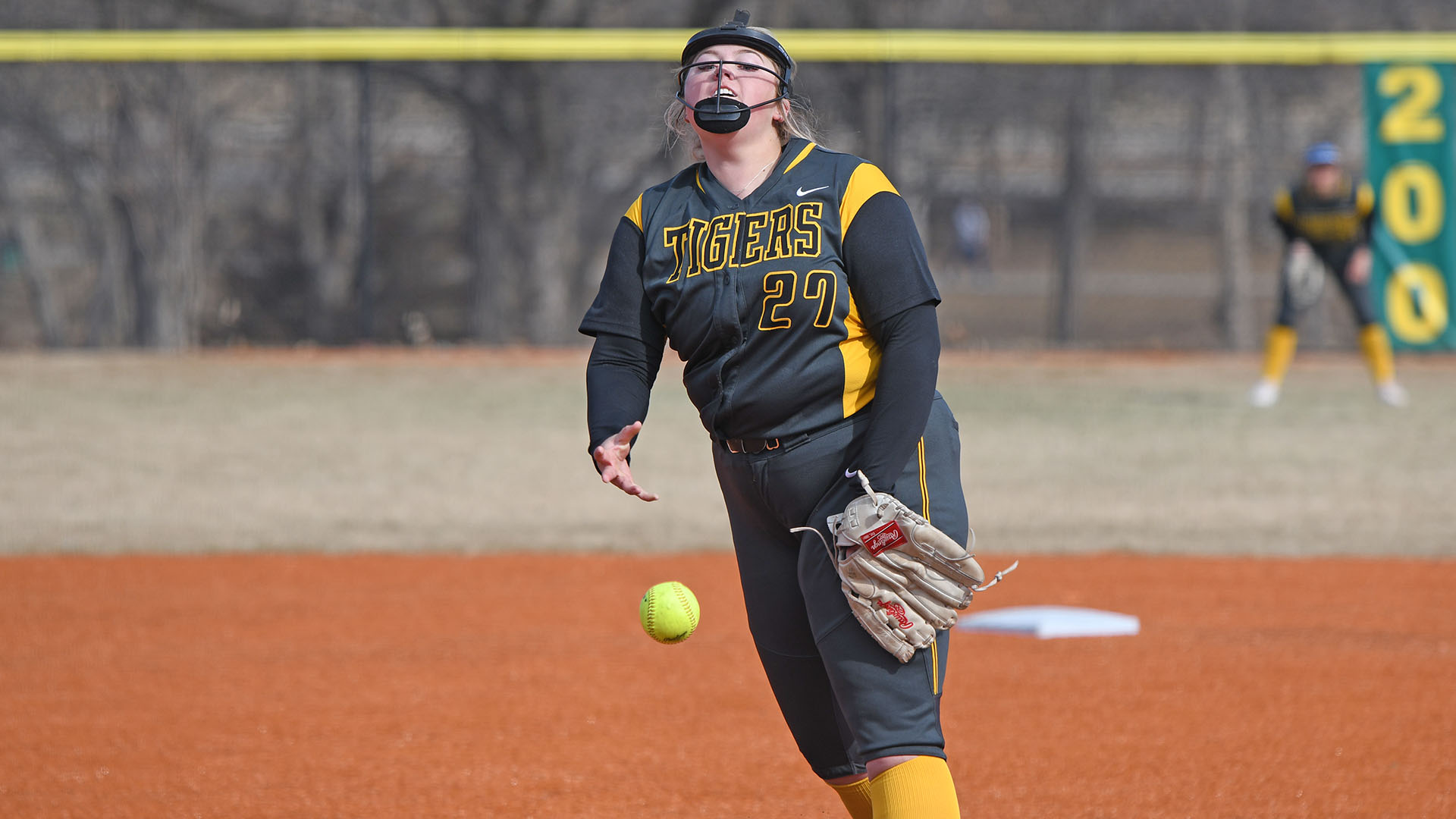 Bailey Carlson - Softball - FHSU Athletics