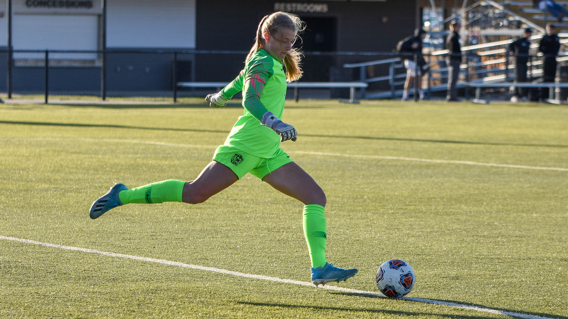 Isabel Robben - Women's Soccer - FHSU Athletics