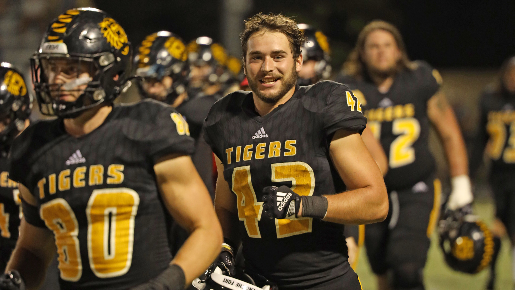 Alden Knedler - Football - FHSU Athletics