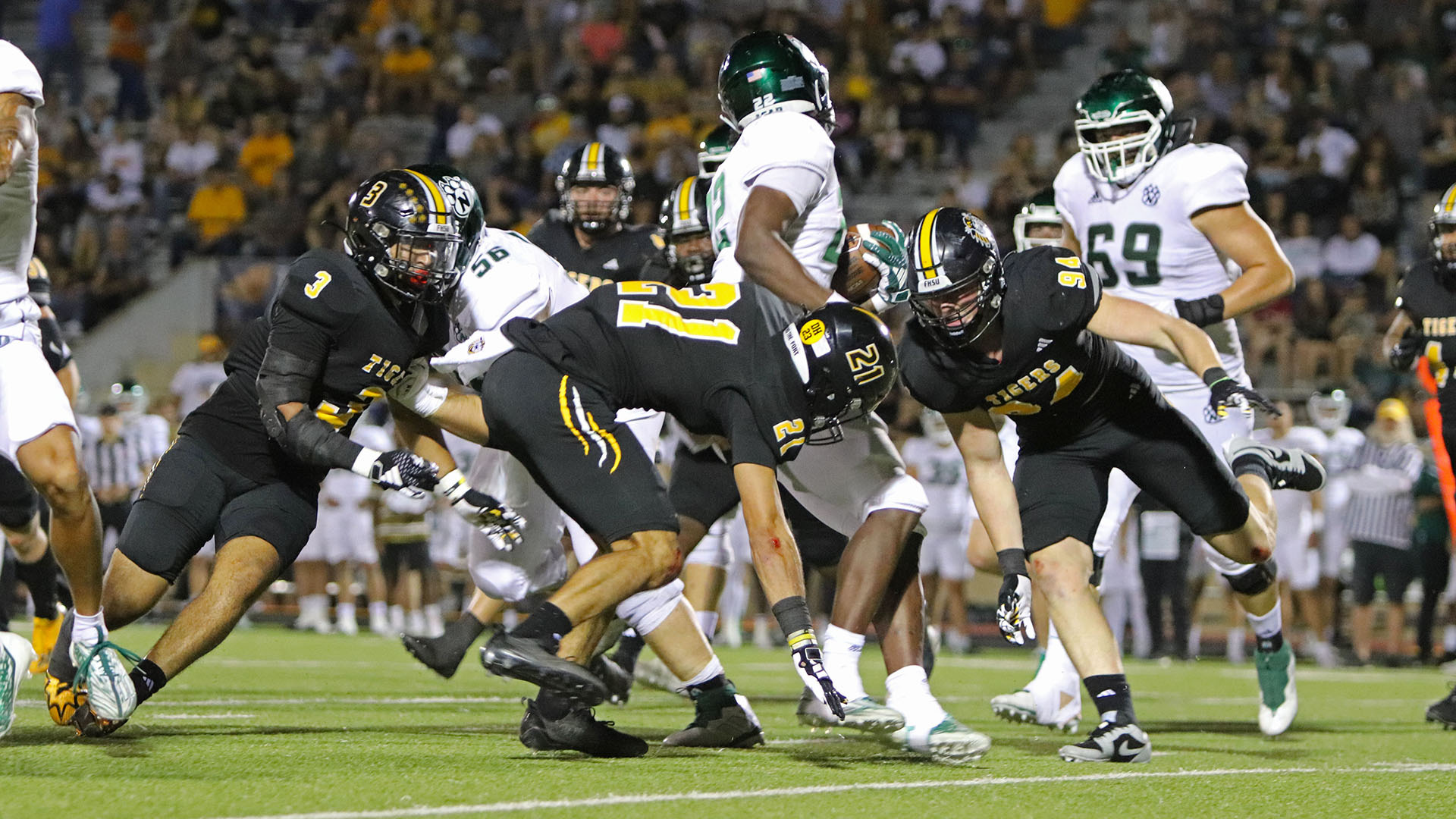 Tigers Knock Off No. 15/13 Ranked Bearcats at Home - FHSU Athletics