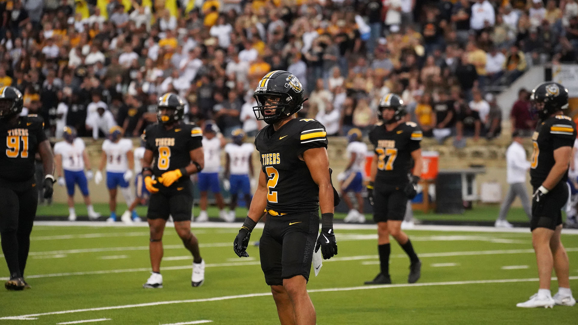 Football Hosts Nebraska-Kearney to Open MIAA Play Saturday Night in ...