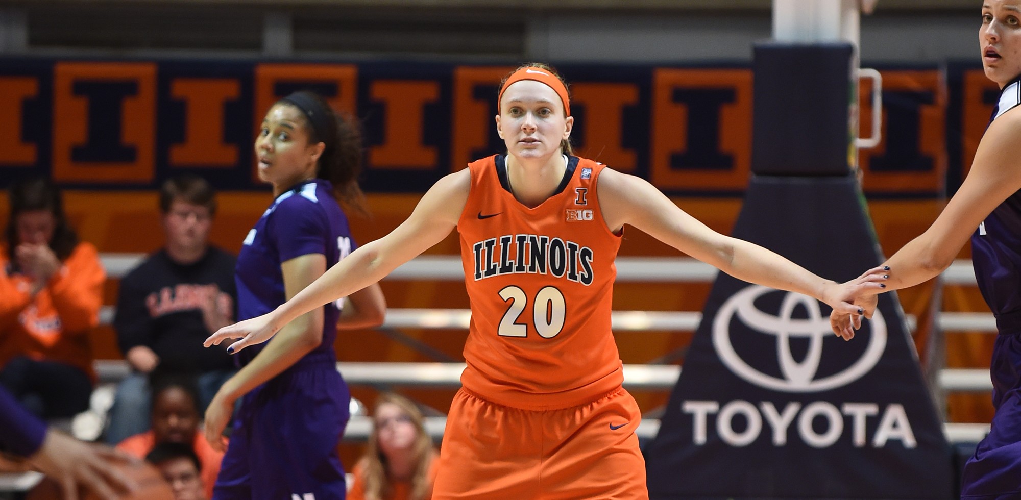 Brittany Carter - 2014-15 - Women's Basketball - University of Illinois ...