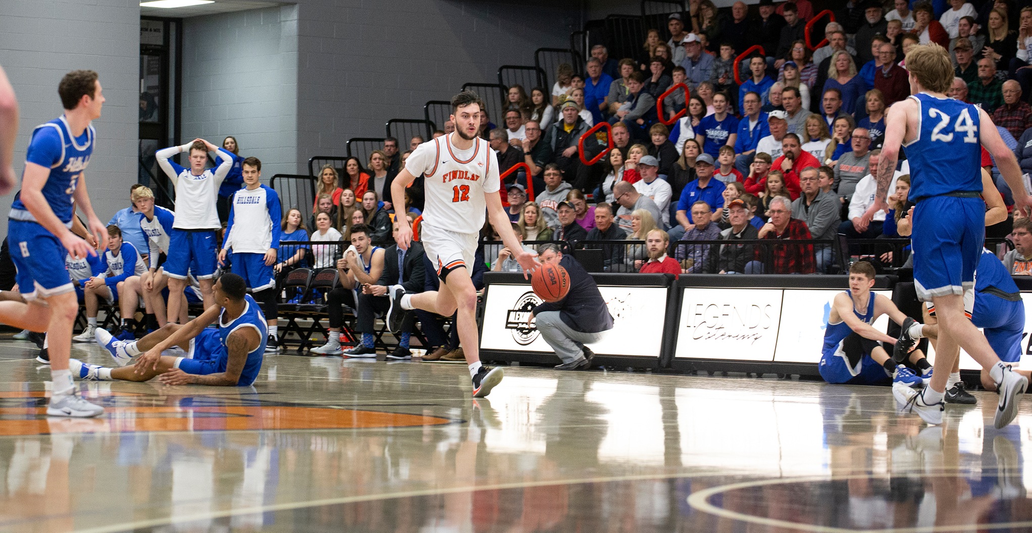 Oilers Fall 59-54 to Hillsdale - University of Findlay