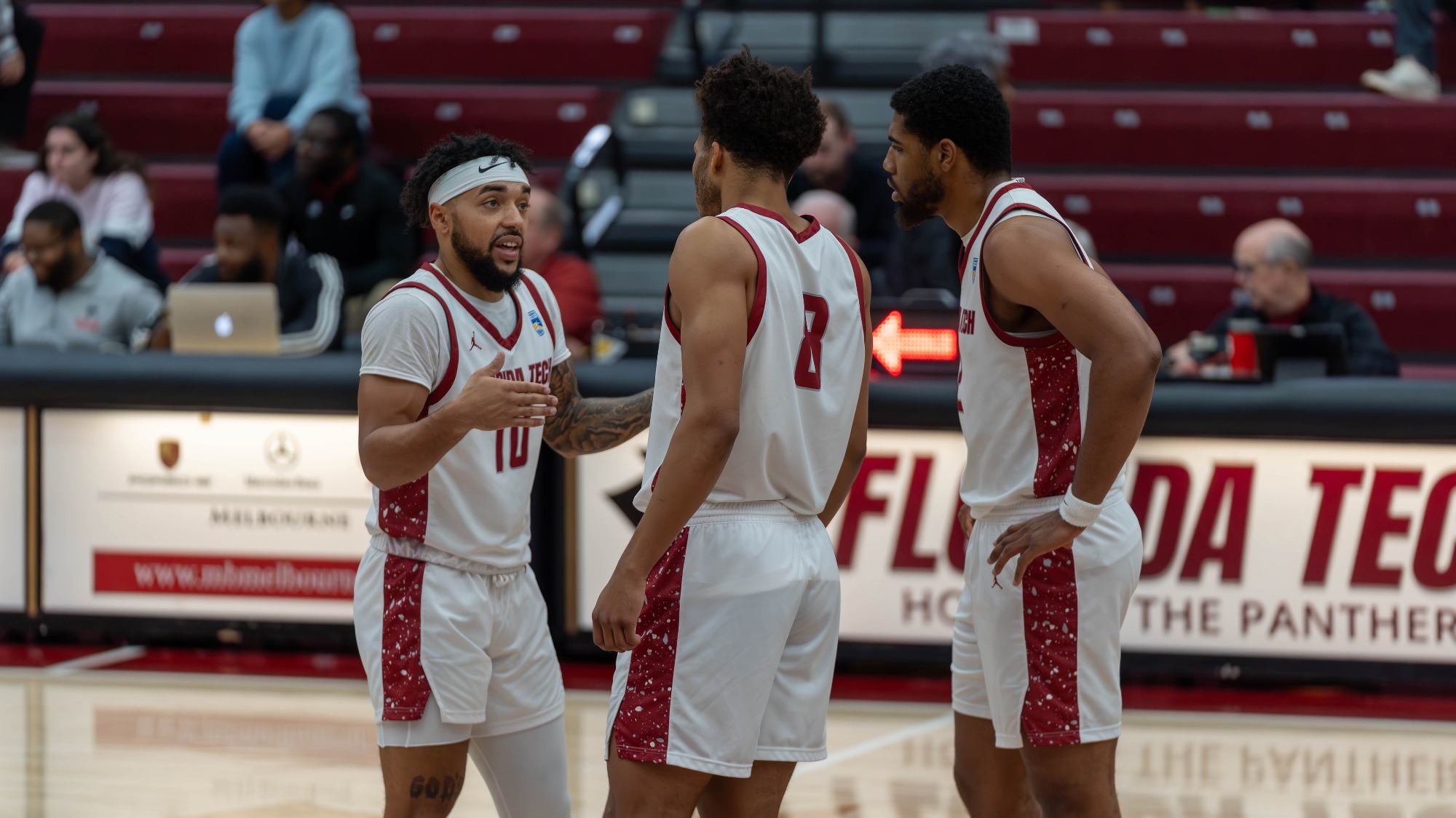 Five Panthers Reach Double-Digit Scoring in Comeback Win Over GSW ...