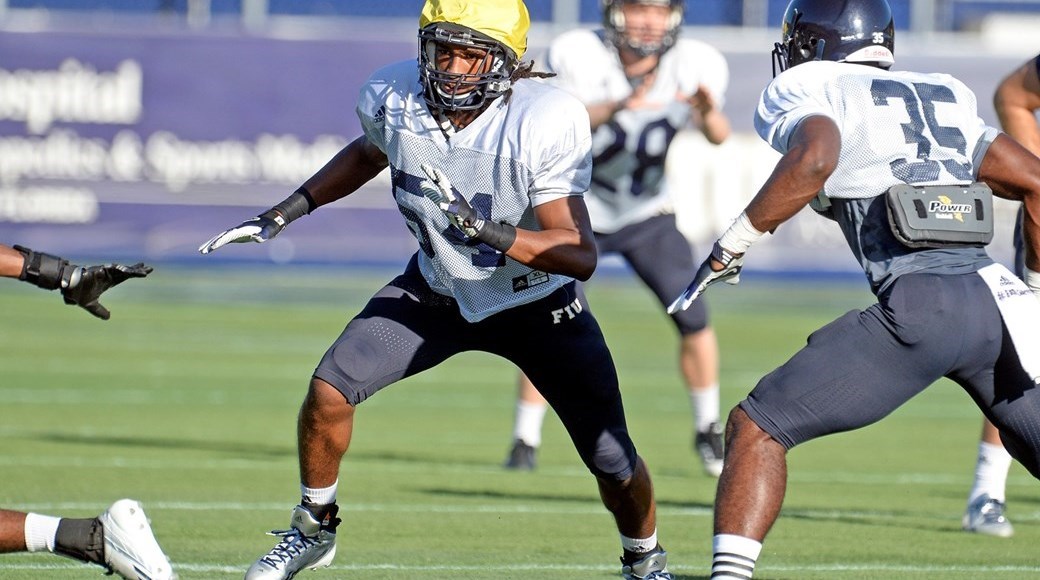 Jeremy Derrick - 2015 - Football - FIU Athletics