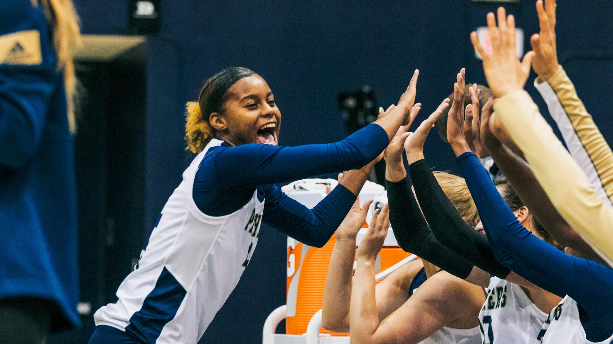 FIU Takes Down FAU in Five Sets - FIU Athletics
