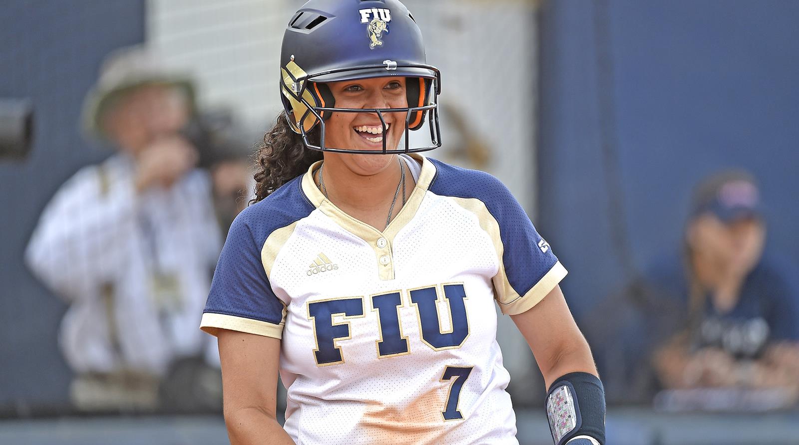 Jessica Rivera - 2021 - Softball - FIU Athletics