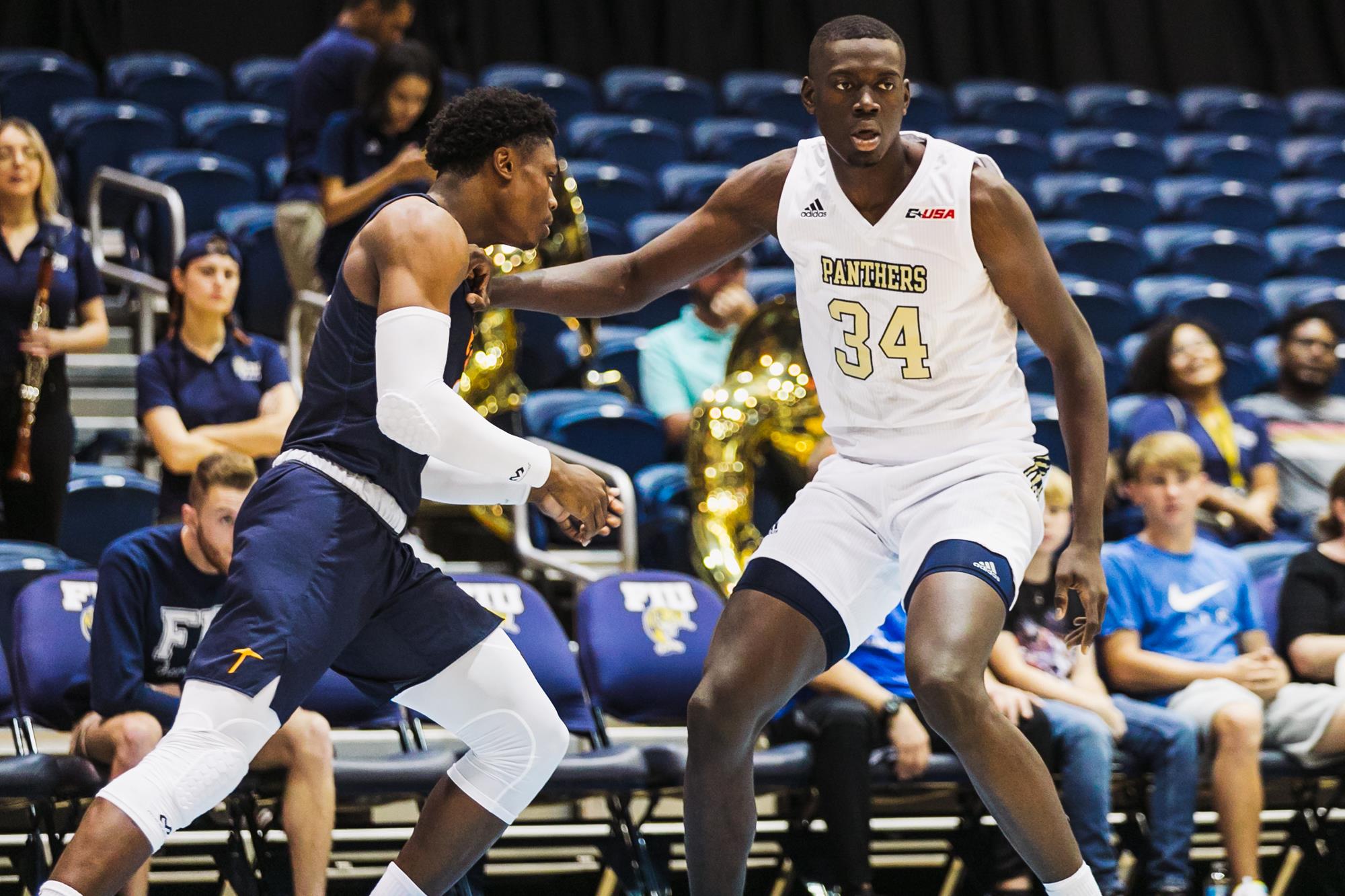 Osasumwen Osaghae - 2019-20 - Men's Basketball - FIU Athletics