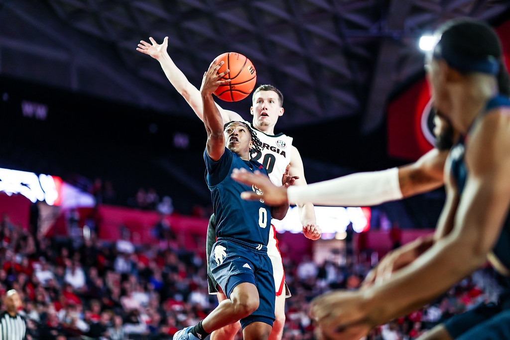 Tevin Brewer - 2021-22 - Men's Basketball - FIU Athletics