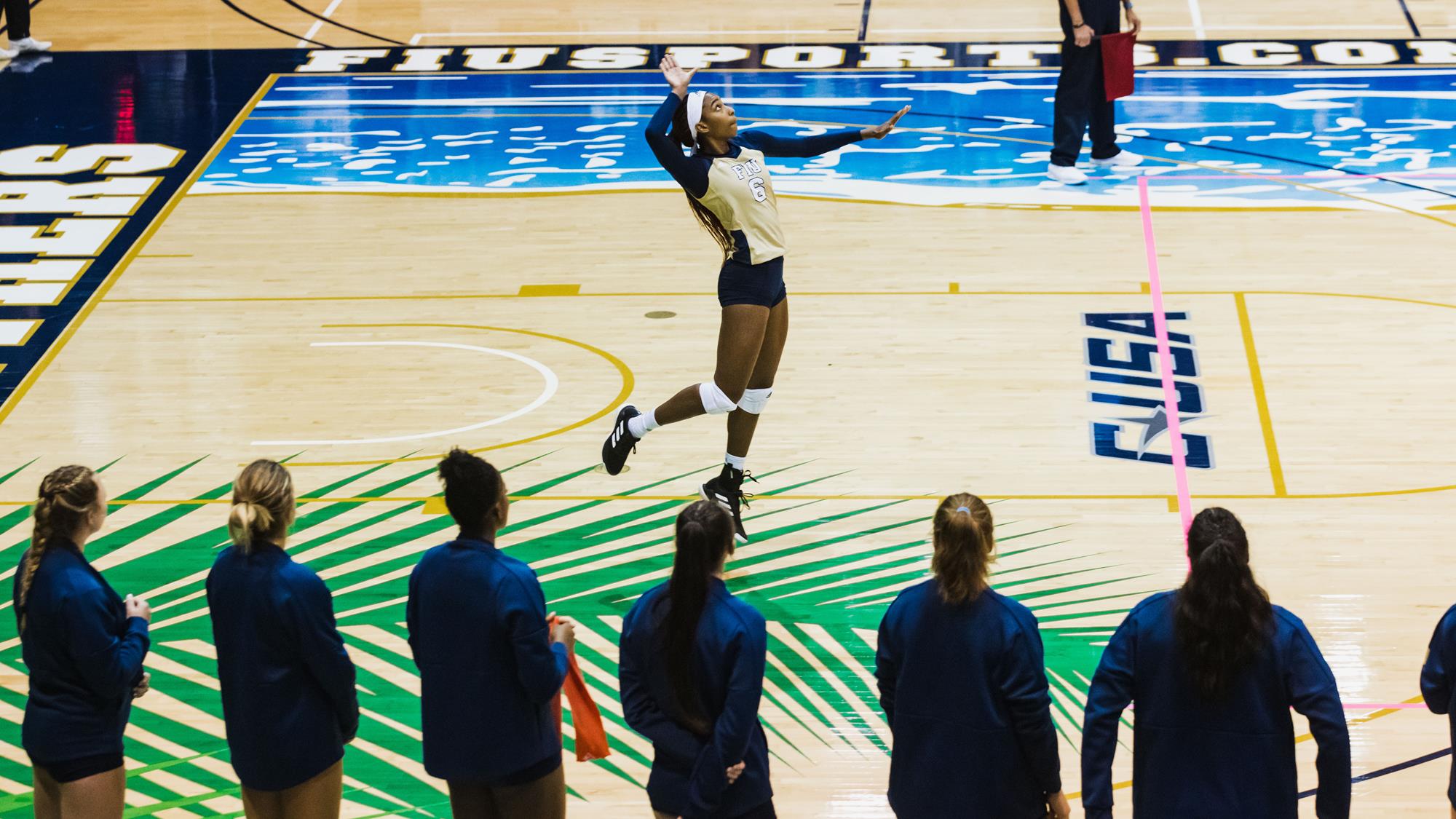 Fiorella Murillo - 2021 - Volleyball - FIU Athletics