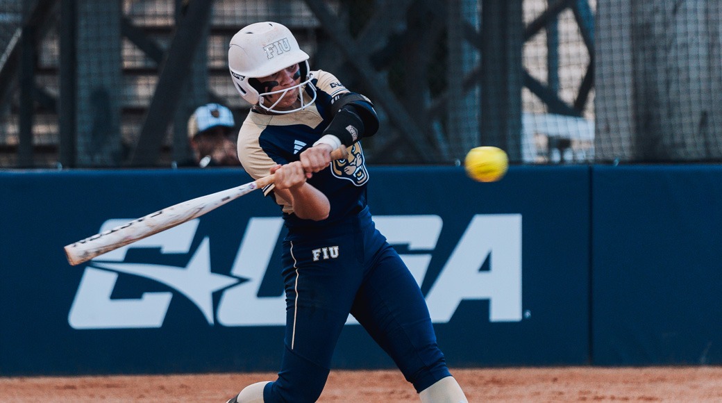Softball Drops Opener of Series at Western Kentucky - FIU Athletics