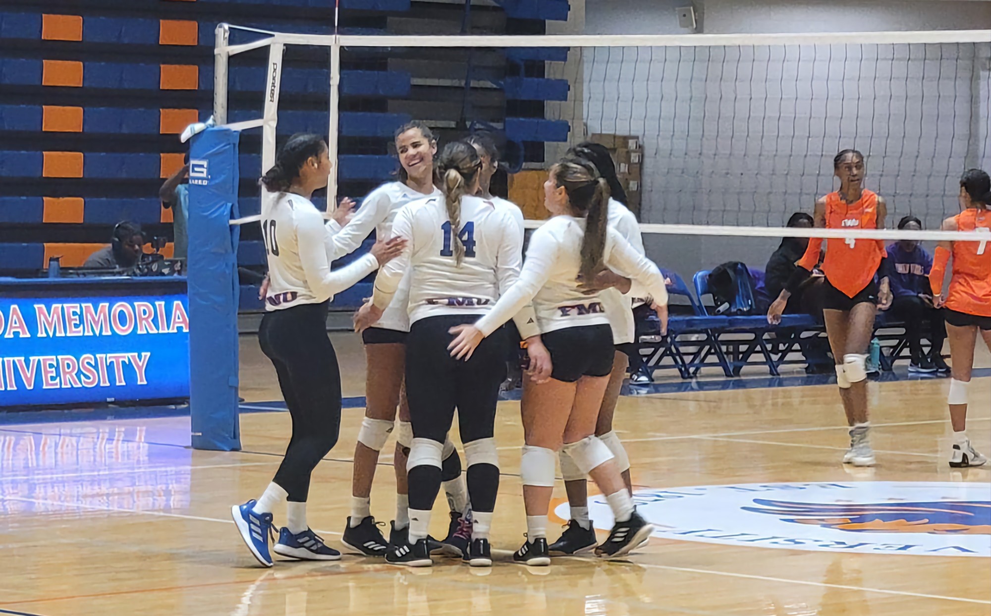 FMU volleyball off to best start since 2020 with tri-match sweep over ...