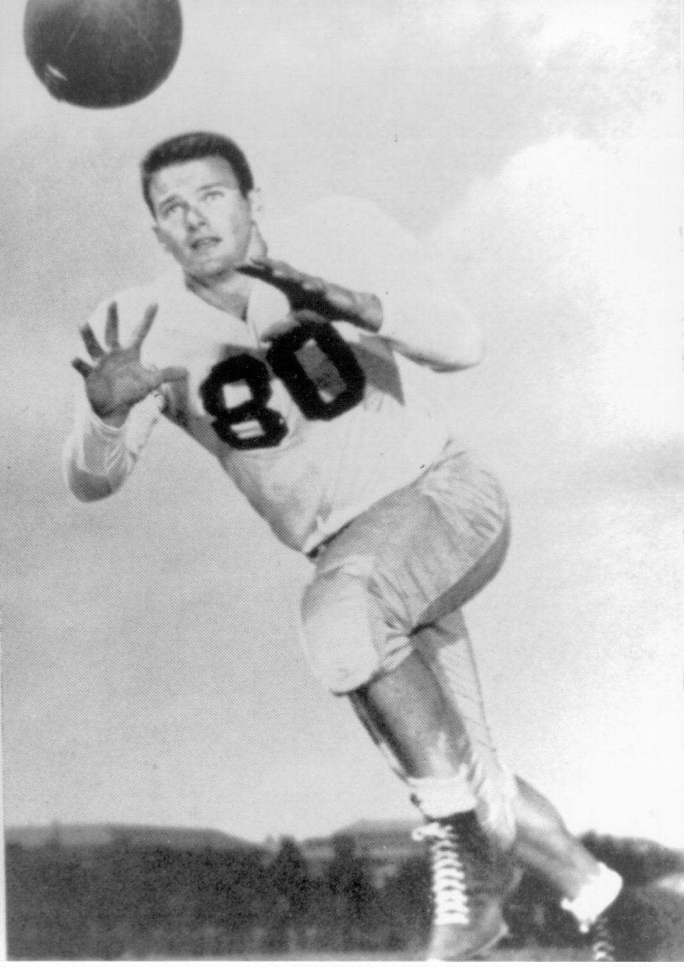 Lamar Hunt Dies at 74 - National Football Foundation