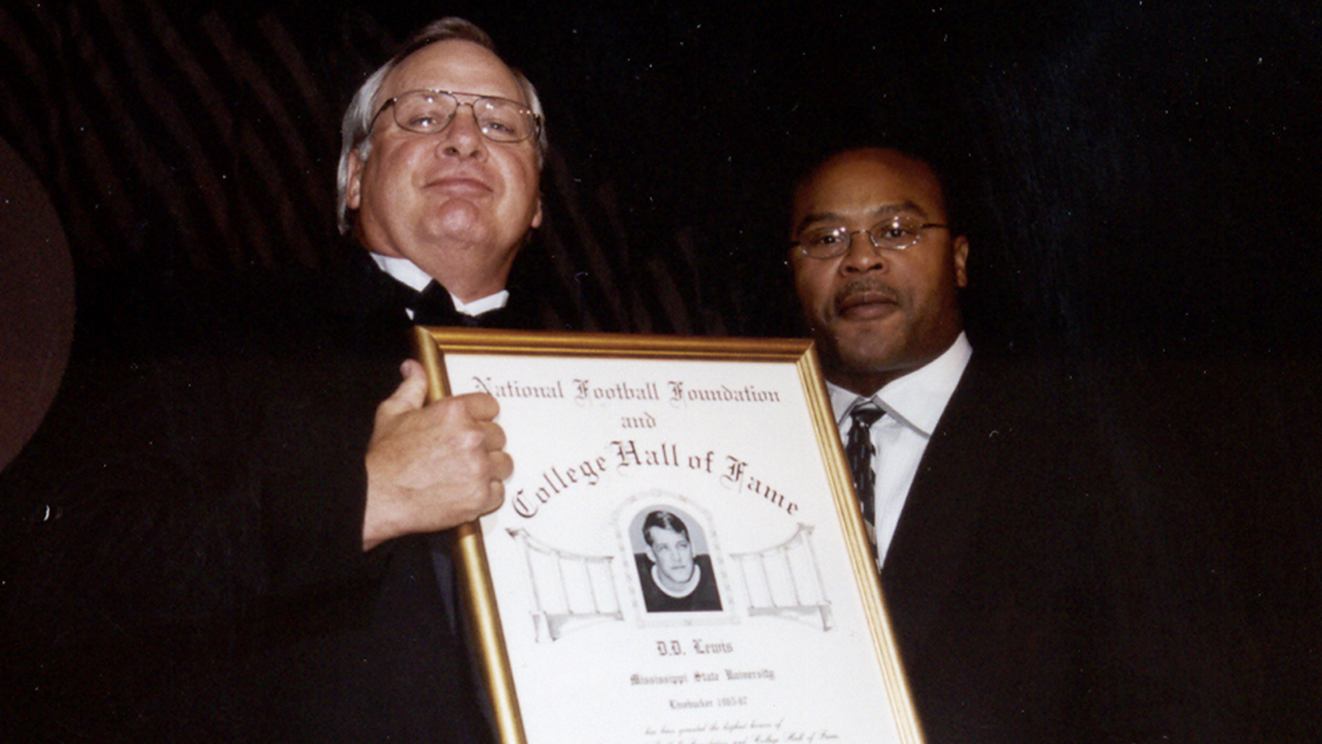 National Football Foundation Announces 2025 Hall of Fame On-Campus ...