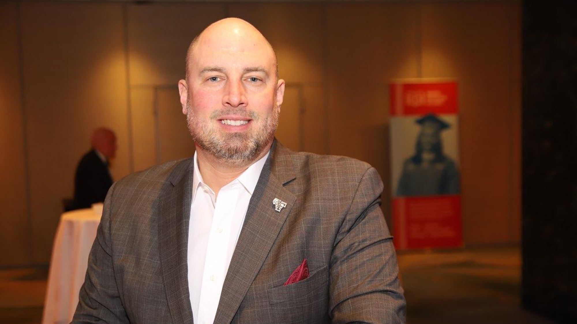 Ed Kull Named 2021 Jack Coffey Award winner - Fordham University Athletics