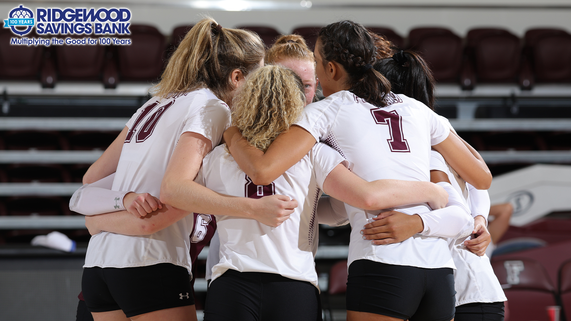 Volleyball Suffers Loss in First-Ever Meeting with Loyola Chicago ...