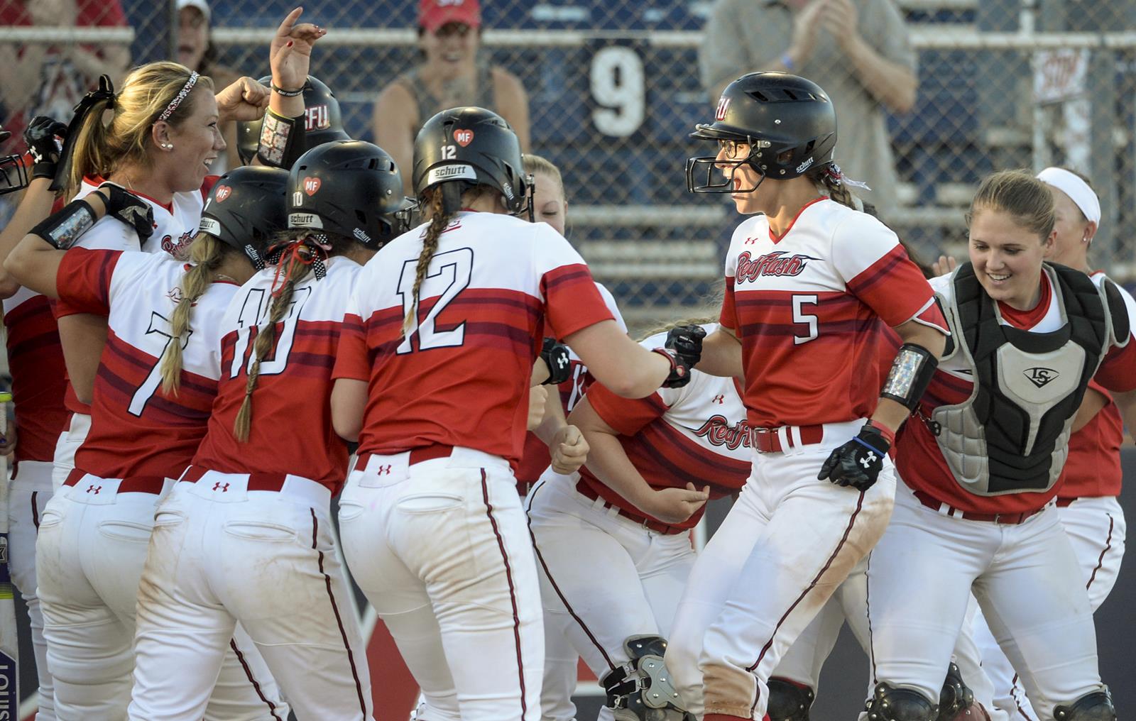 Softball Gives Inside Look At Hitting Workouts - Saint Francis ...