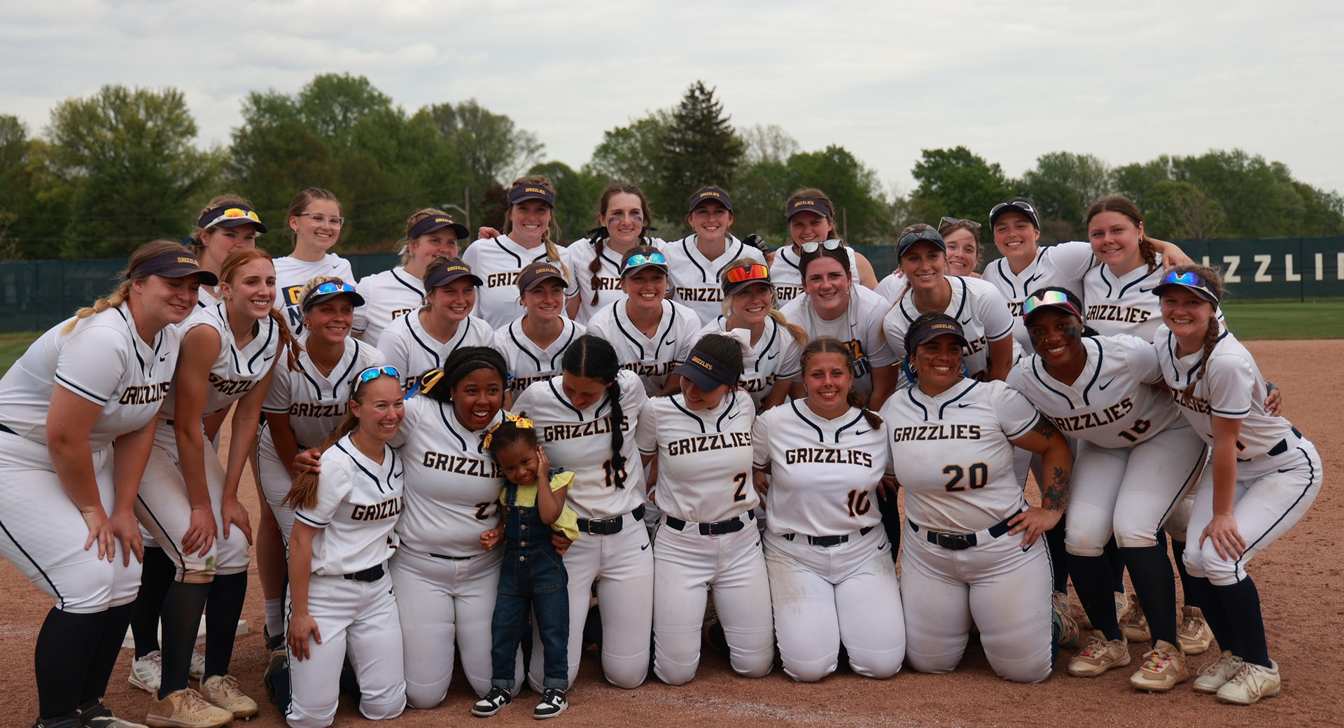 RECAP | Wagner Sets New Single Season Home Run Mark, Softball Sweeps ...